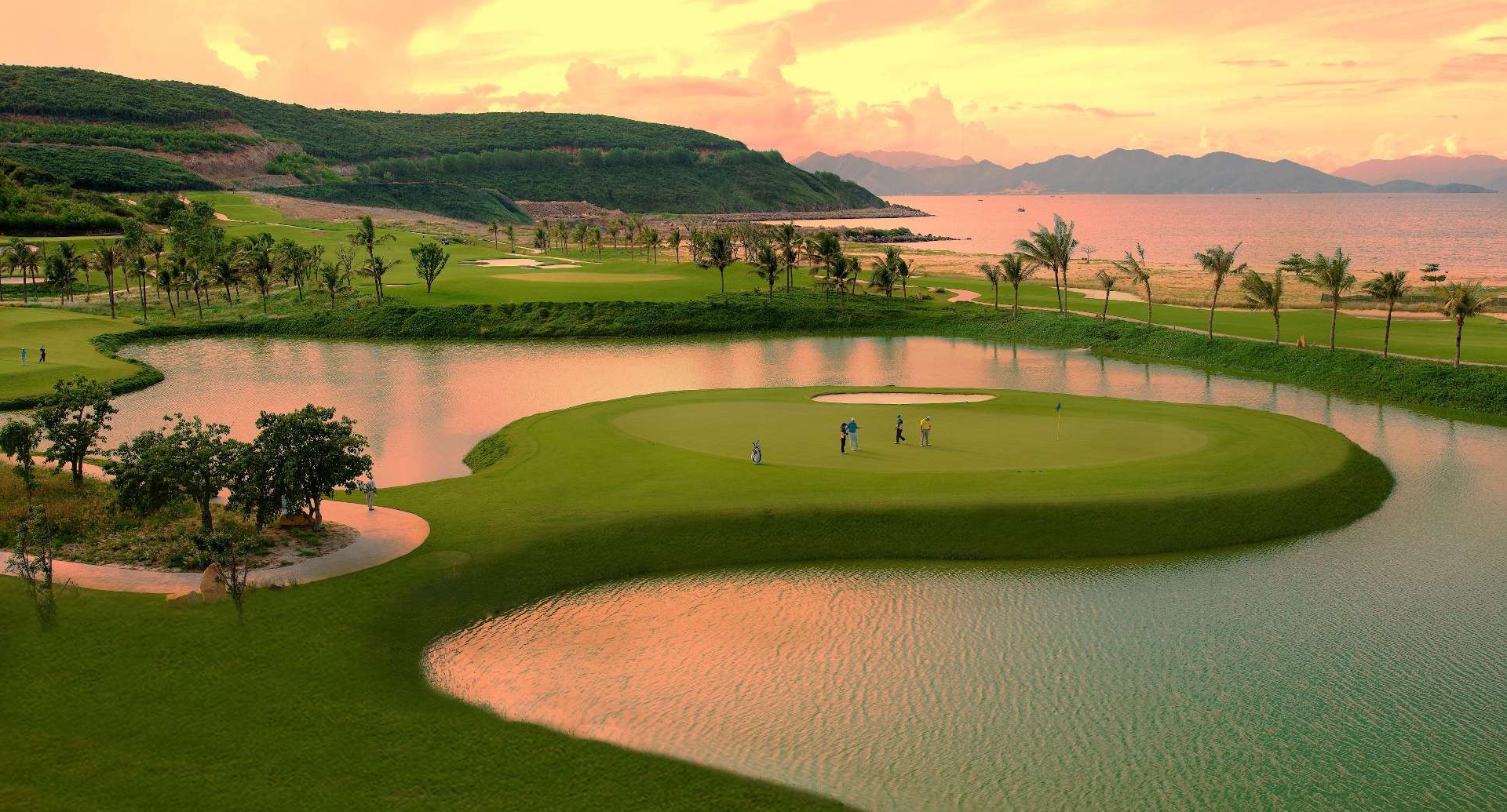 Vinpearl Golf Course: Celebrating the Views